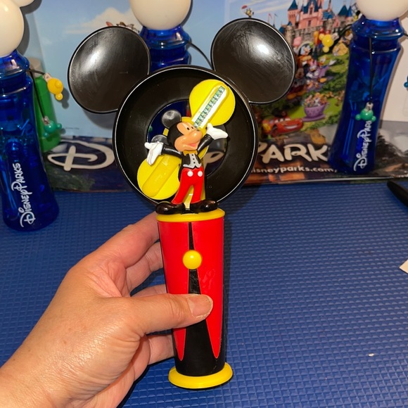 Disney | Toys | Disneyparks Exclusive Mickey Mouse Light Up Glow Wheel ...